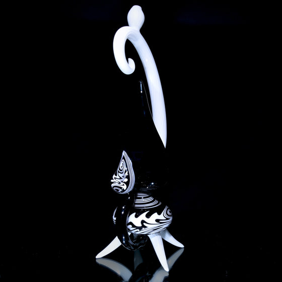 Timeless Glass Gallery－"Next to excellence is the appreciation of it."